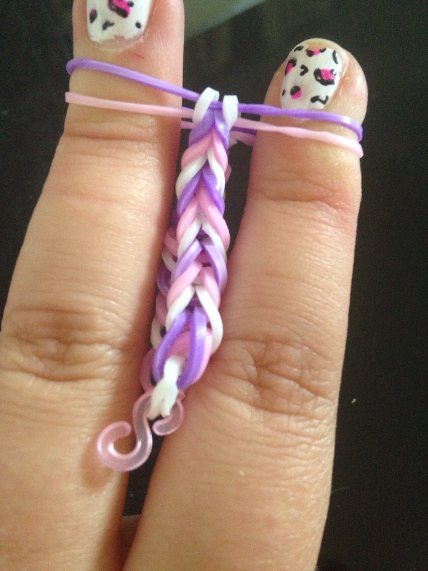 How To Make A Loom Bracelet With Your Fingers Trusper